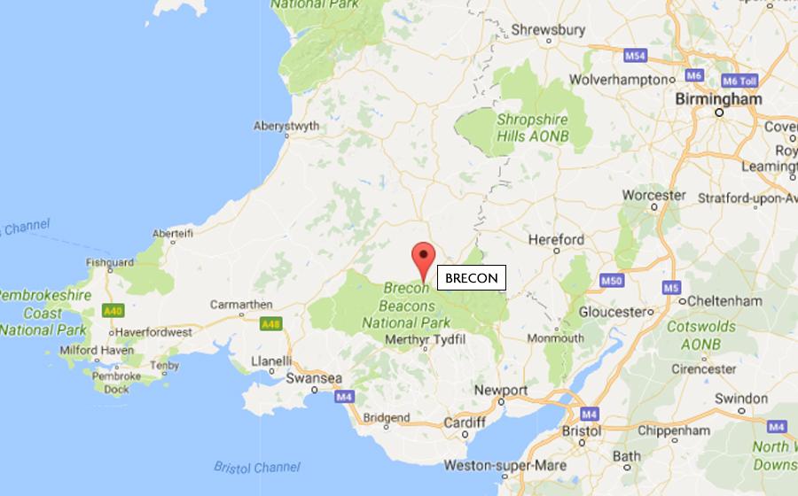 Walking in Wales: From Coastal Paths to Snowdonia - Bailey of Bristol