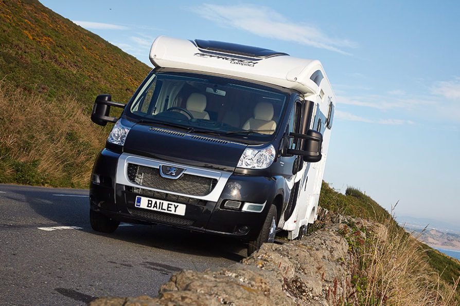 Approach Compact - Bailey of Bristol