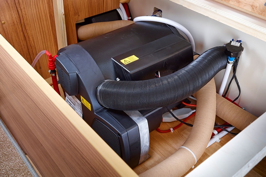 Pursuit Series 1 400-2 - Bailey of Bristol